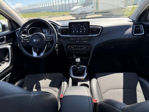 Grey Kia Ceed 2019 in Klaipeda, with an engine capacity of 1.00 L and mileage of 69 thousand km for 12000 €, photo 7 on AUTOMOTO.COM.LV