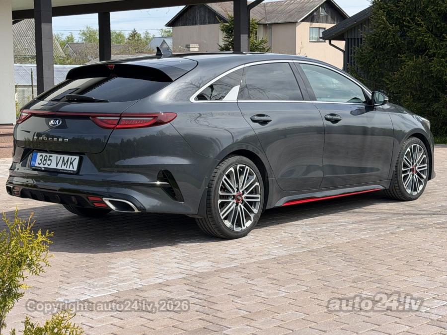 Grey Kia Ceed 2019 in Tallinn, with an engine capacity of 1.60 L and mileage of 124 thousand km for 17900 €, photo 10 on AUTOMOTO.COM.LV