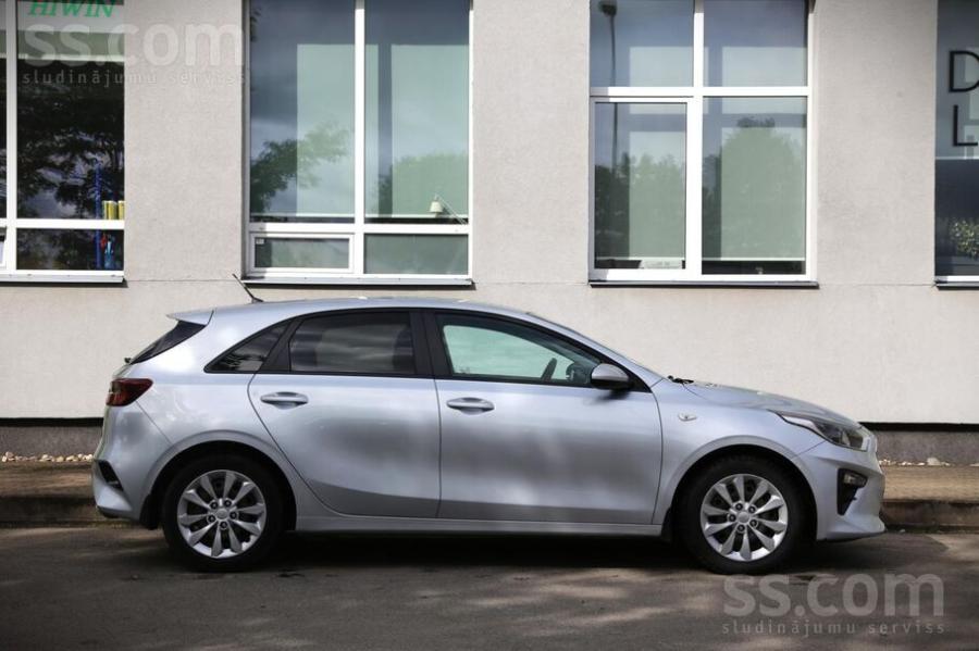 Grey Kia Ceed 2019 in Riga, with an engine capacity of 1.60 L and mileage of 180 thousand km for 7995 €, photo 4 on AUTOMOTO.COM.LV