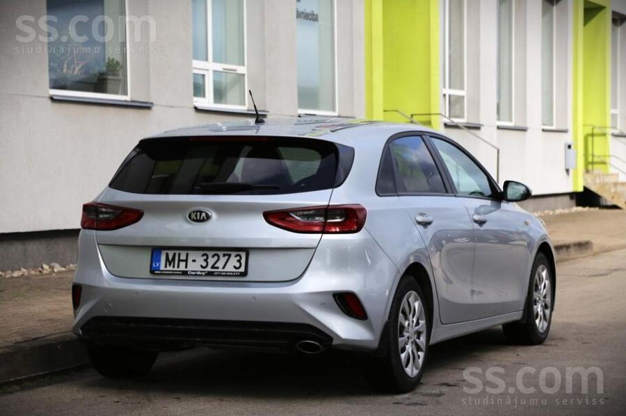 Grey Kia Ceed 2019 in Riga, with an engine capacity of 1.60 L and mileage of 180 thousand km for 7995 €, photo 6 on AUTOMOTO.COM.LV
