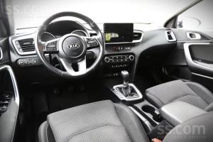 Grey Kia Ceed 2019 in Riga, with an engine capacity of 1.60 L and mileage of 180 thousand km for 7995 €, photo 8 on AUTOMOTO.COM.LV