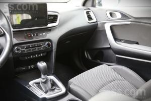 Grey Kia Ceed 2019 in Riga, with an engine capacity of 1.60 L and mileage of 180 thousand km for 7995 €, photo 9 on AUTOMOTO.COM.LV