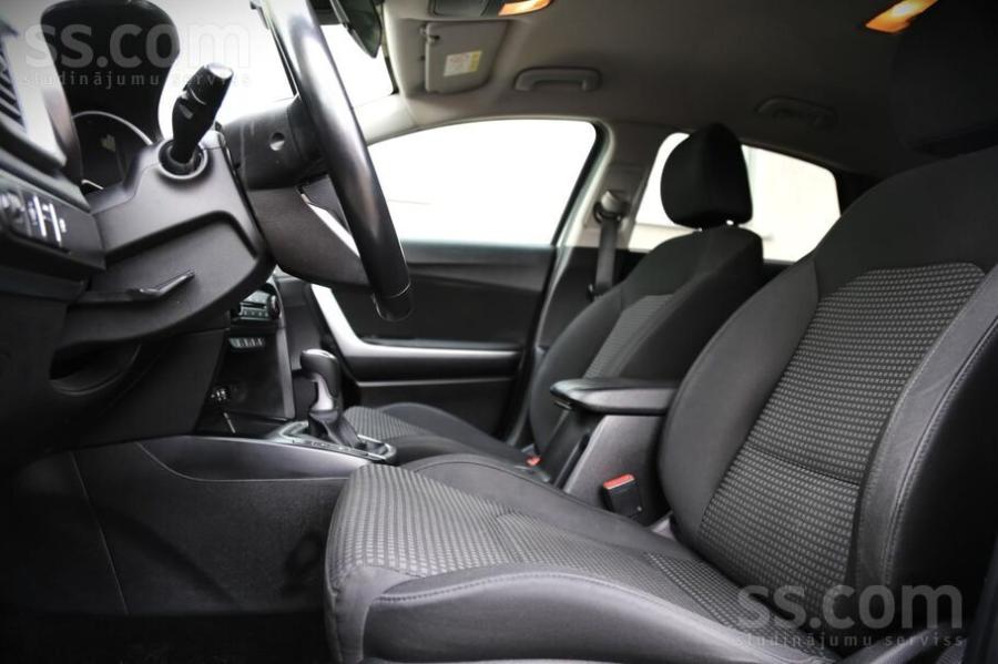 Grey Kia Ceed 2019 in Riga, with an engine capacity of 1.60 L and mileage of 180 thousand km for 7995 €, photo 12 on AUTOMOTO.COM.LV
