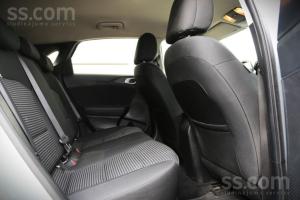 Grey Kia Ceed 2019 in Riga, with an engine capacity of 1.60 L and mileage of 180 thousand km for 7995 €, photo 15 on AUTOMOTO.COM.LV