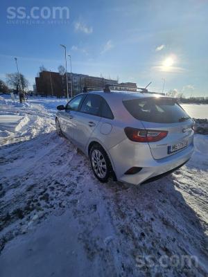 Grey Kia Ceed 2019 in Jelgava, with an engine capacity of 1.60 L and mileage of 141 thousand km for 8600 €, photo 5 on AUTOMOTO.COM.LV