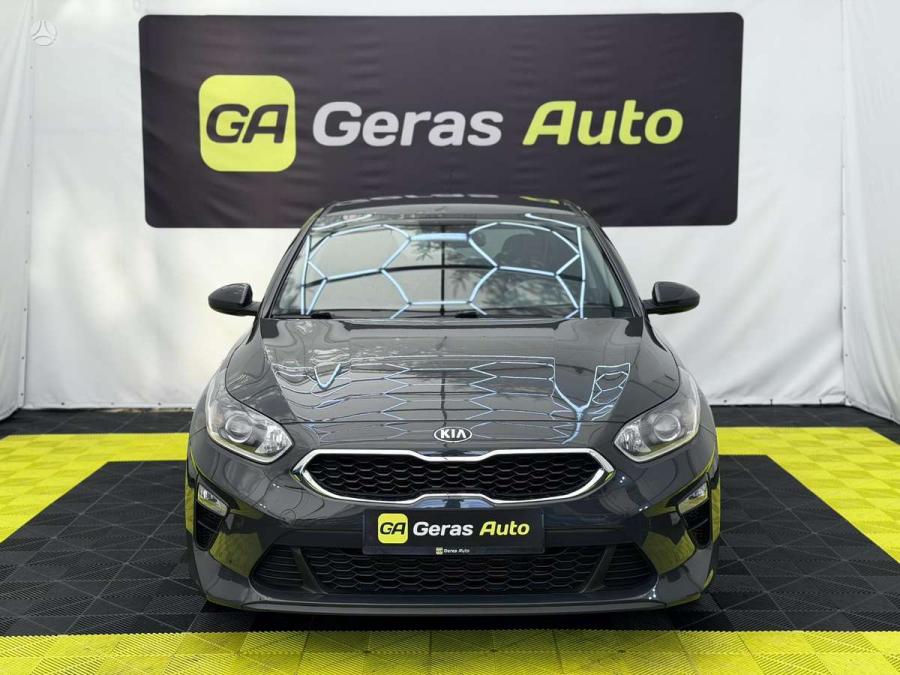 Grey Kia Ceed 2019 in Vilnius, with an engine capacity of 1.37 L and mileage of 104 thousand km for 10900 €, photo 8 on AUTOMOTO.COM.LV