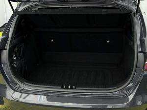 Grey Kia Ceed 2019 in Vilnius, with an engine capacity of 1.37 L and mileage of 104 thousand km for 10900 €, photo 13 on AUTOMOTO.COM.LV