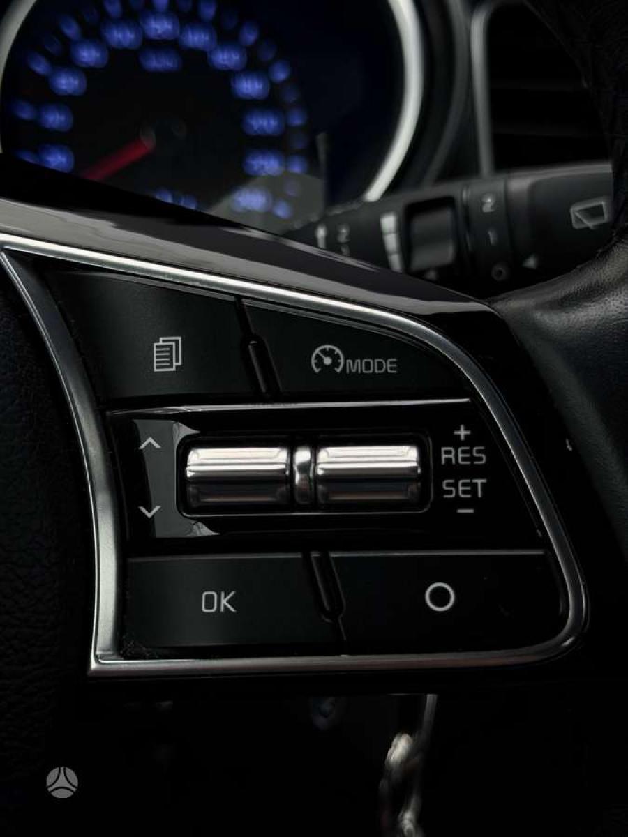 Grey Kia Ceed 2019 in Vilnius, with an engine capacity of 1.37 L and mileage of 104 thousand km for 10900 €, photo 26 on AUTOMOTO.COM.LV