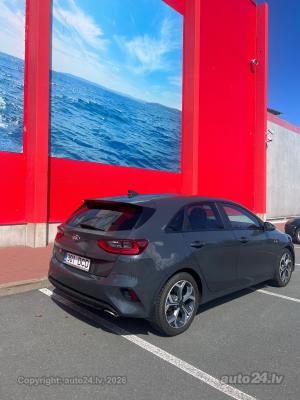 Grey Kia Ceed 2019 in Tallinn, with an engine capacity of 1.40 L and mileage of 136 thousand km for 12990 €, photo 3 on AUTOMOTO.COM.LV