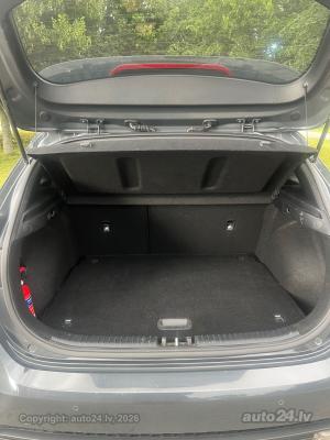 Grey Kia Ceed 2019 in Tallinn, with an engine capacity of 1.40 L and mileage of 136 thousand km for 12990 €, photo 10 on AUTOMOTO.COM.LV