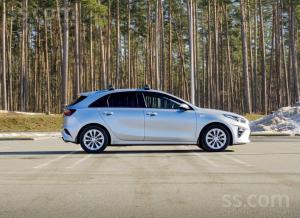 Grey Kia Ceed 2019 in Riga, with an engine capacity of 1.60 L and mileage of 141 thousand km for 6190 €, photo 9 on AUTOMOTO.COM.LV