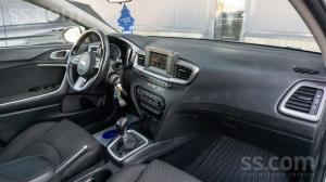 Grey Kia Ceed 2019 in Riga, with an engine capacity of 1.60 L and mileage of 141 thousand km for 6190 €, photo 11 on AUTOMOTO.COM.LV