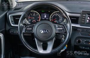 Grey Kia Ceed 2019 in Riga, with an engine capacity of 1.60 L and mileage of 141 thousand km for 6190 €, photo 14 on AUTOMOTO.COM.LV