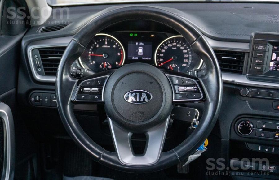 Grey Kia Ceed 2019 in Riga, with an engine capacity of 1.60 L and mileage of 141 thousand km for 6190 €, photo 14 on AUTOMOTO.COM.LV