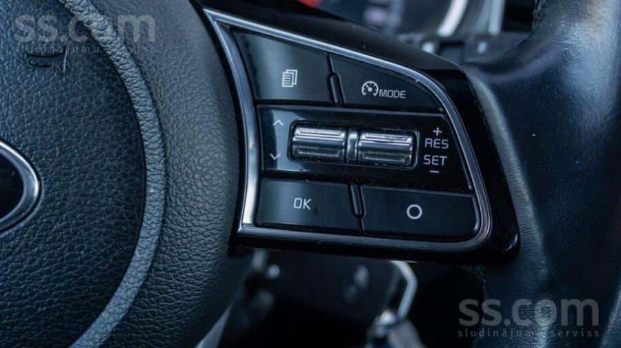 Grey Kia Ceed 2019 in Riga, with an engine capacity of 1.60 L and mileage of 141 thousand km for 6190 €, photo 20 on AUTOMOTO.COM.LV