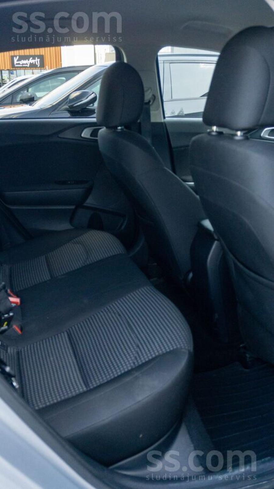 Grey Kia Ceed 2019 in Riga, with an engine capacity of 1.60 L and mileage of 141 thousand km for 6190 €, photo 27 on AUTOMOTO.COM.LV
