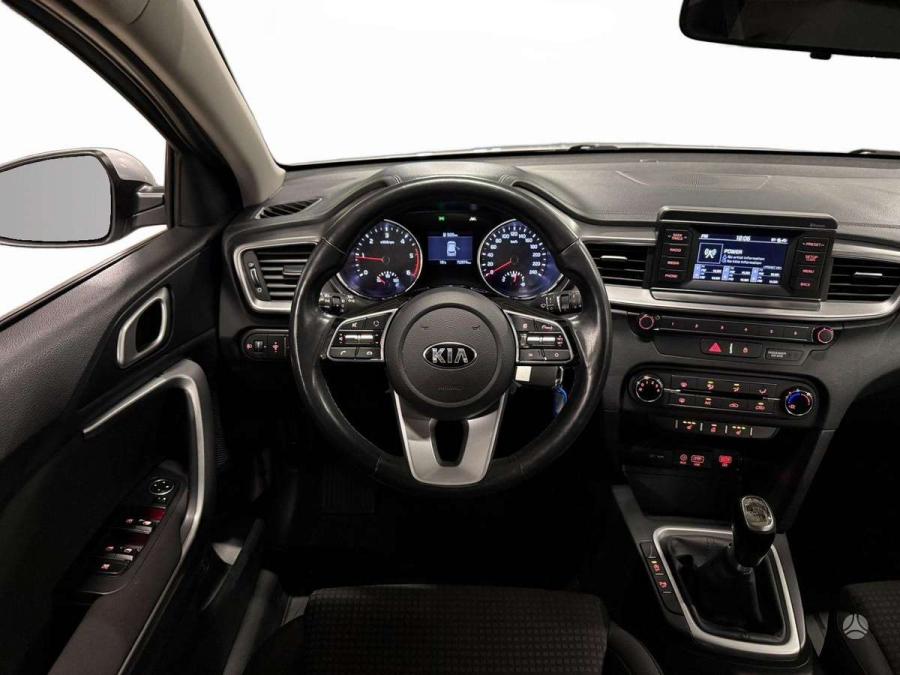 Pelēks Kia Ceed 2019 Viļņa, ar dzinēja tilpumu 1.60 L un nobraukumu 73 tūkst. km par 9990 €, foto 18 vietnē AUTOMOTO.COM.LV