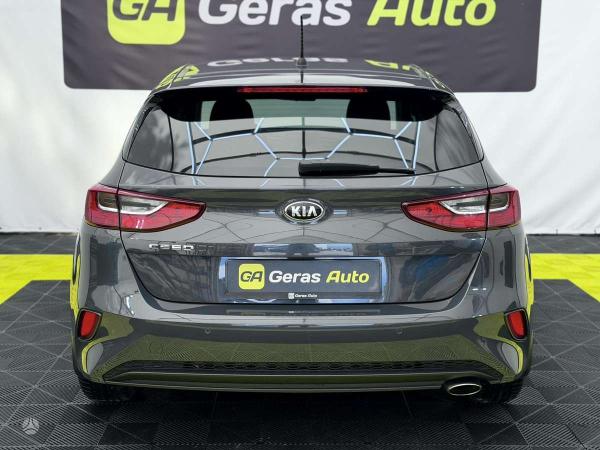 Grey Kia Ceed 2019 in Vilnius, with an engine capacity of 1.37 L and mileage of 104 thousand km for 10900 €, photo 10 on AUTOMOTO.COM.LV