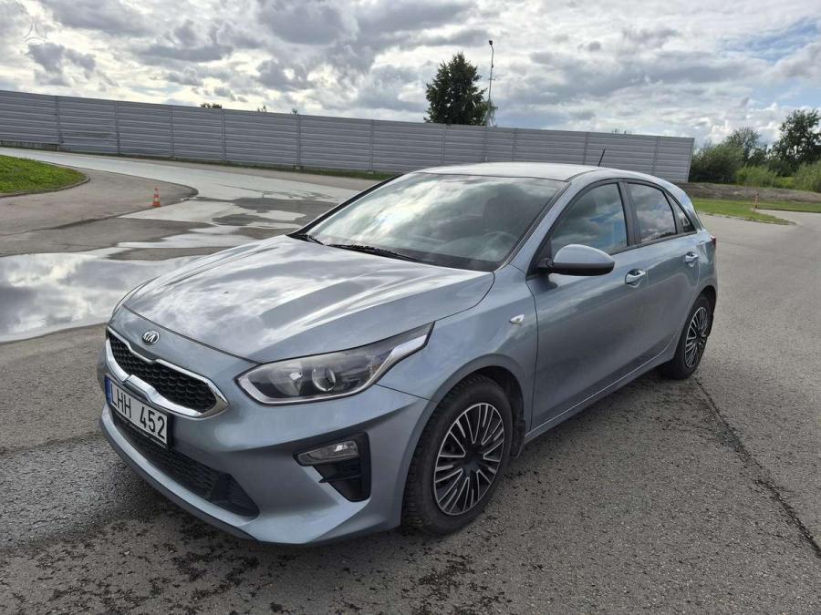 Pelēks Kia Ceed 2019 Kauņa, ar dzinēja tilpumu 1.60 L un nobraukumu 178 tūkst. km par 6800 €, foto 1 vietnē AUTOMOTO.COM.LV