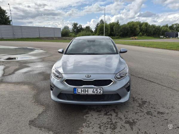 Grey Kia Ceed 2019 in Kaunas, with an engine capacity of 1.60 L and mileage of 178 thousand km for 6800 €, photo 2 on AUTOMOTO.COM.LV