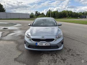 Pelēks Kia Ceed 2019 Kauņa, ar dzinēja tilpumu 1.60 L un nobraukumu 178 tūkst. km par 6800 €, foto 3 vietnē AUTOMOTO.COM.LV