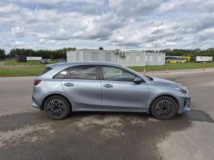 Pelēks Kia Ceed 2019 Kauņa, ar dzinēja tilpumu 1.60 L un nobraukumu 178 tūkst. km par 6800 €, foto 5 vietnē AUTOMOTO.COM.LV