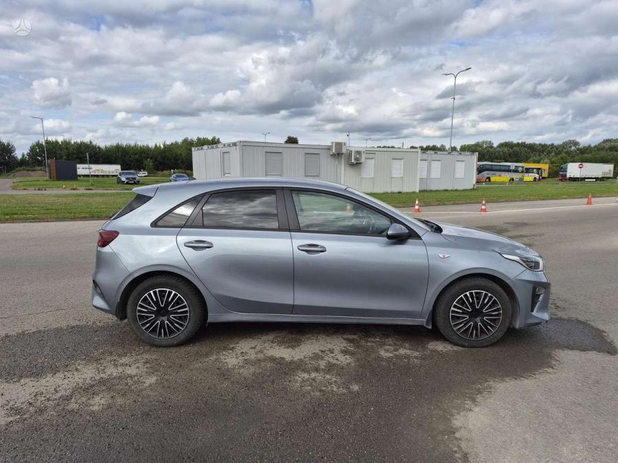 Pelēks Kia Ceed 2019 Kauņa, ar dzinēja tilpumu 1.60 L un nobraukumu 178 tūkst. km par 6800 €, foto 5 vietnē AUTOMOTO.COM.LV