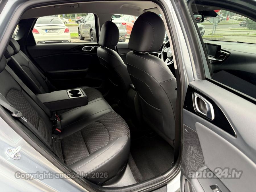 Pelēks Kia Ceed 2019 Tallina, ar dzinēja tilpumu 1.40 L un nobraukumu 174 tūkst. km par 11900 €, foto 6 vietnē AUTOMOTO.COM.LV