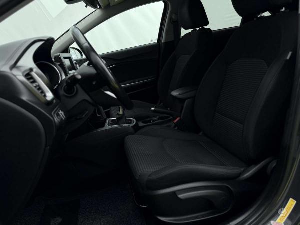 Grey Kia Ceed 2019 in Vilnius, with an engine capacity of 1.37 L and mileage of 104 thousand km for 10450 €, photo 11 on AUTOMOTO.COM.LV