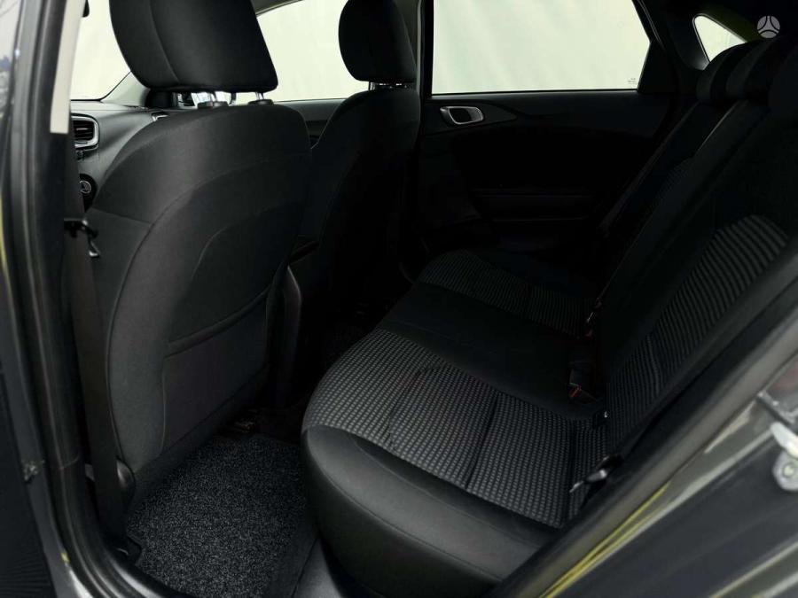 Pelēks Kia Ceed 2019 Viļņa, ar dzinēja tilpumu 1.37 L un nobraukumu 104 tūkst. km par 10450 €, foto 12 vietnē AUTOMOTO.COM.LV