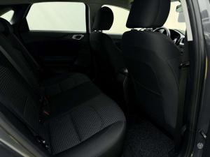 Pelēks Kia Ceed 2019 Viļņa, ar dzinēja tilpumu 1.37 L un nobraukumu 104 tūkst. km par 10450 €, foto 14 vietnē AUTOMOTO.COM.LV