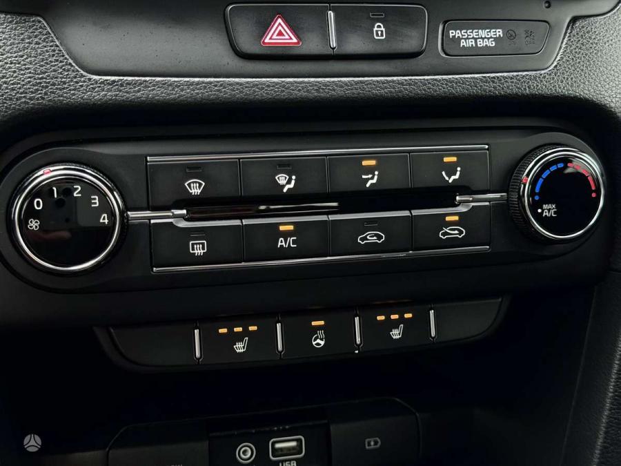Pelēks Kia Ceed 2019 Viļņa, ar dzinēja tilpumu 1.37 L un nobraukumu 104 tūkst. km par 10450 €, foto 24 vietnē AUTOMOTO.COM.LV
