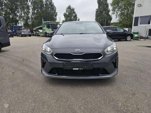 Grey Kia Ceed 2019 in Ukmerge, with an engine capacity of 1.60 L and mileage of 220 thousand km for 7650 €, photo 3 on AUTOMOTO.COM.LV