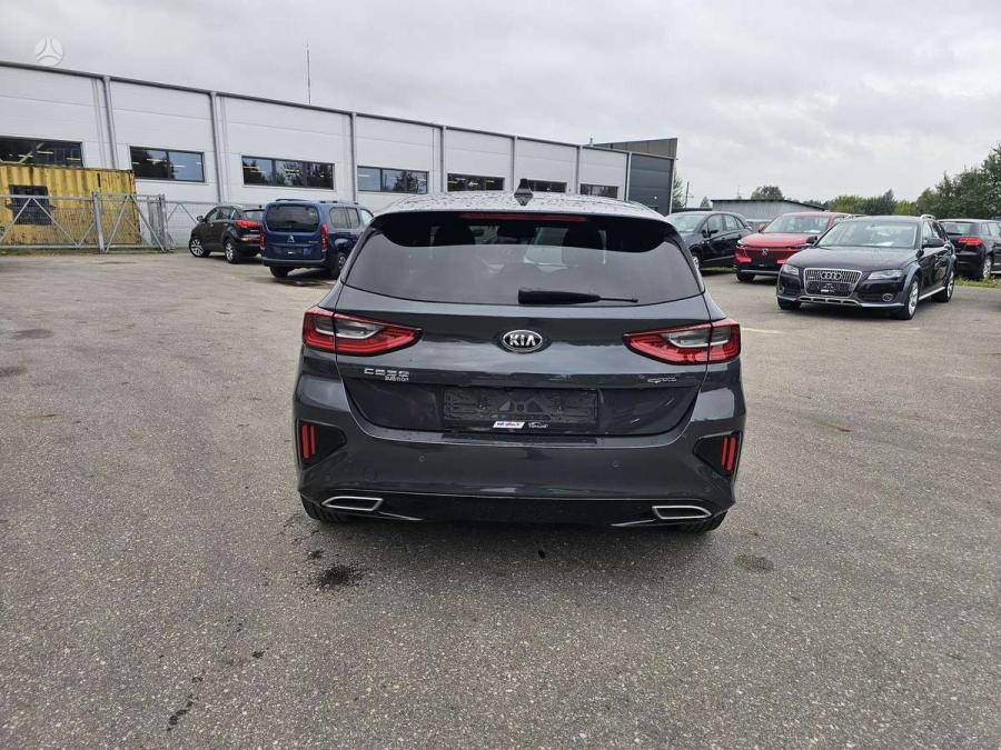 Grey Kia Ceed 2019 in Ukmerge, with an engine capacity of 1.60 L and mileage of 220 thousand km for 7650 €, photo 8 on AUTOMOTO.COM.LV
