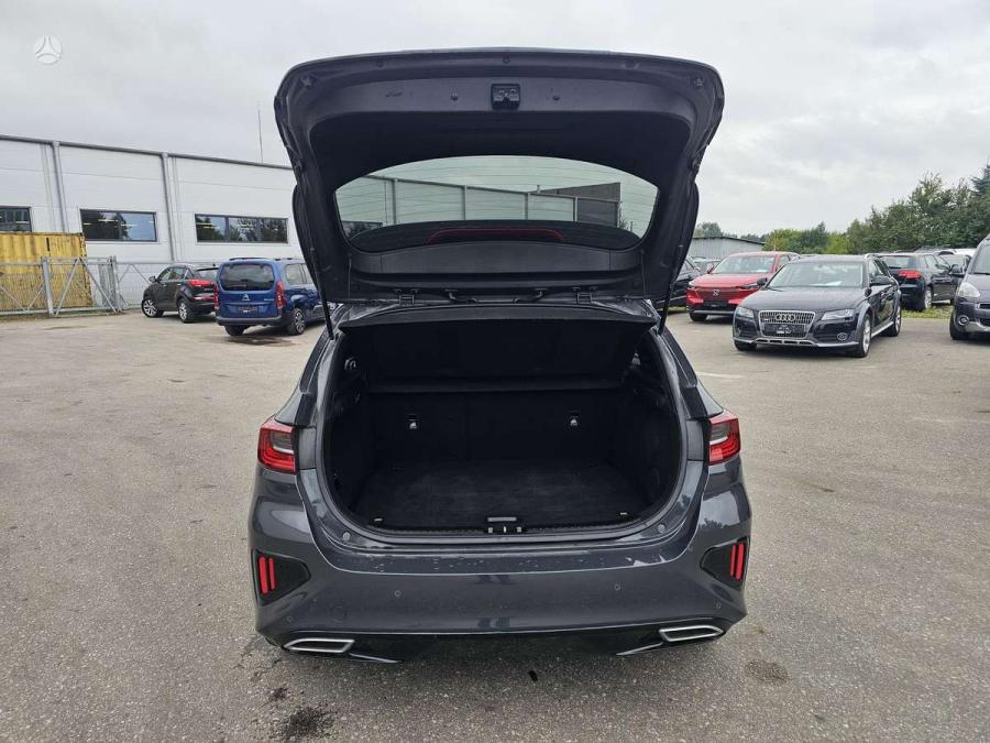 Grey Kia Ceed 2019 in Ukmerge, with an engine capacity of 1.60 L and mileage of 220 thousand km for 7650 €, photo 13 on AUTOMOTO.COM.LV