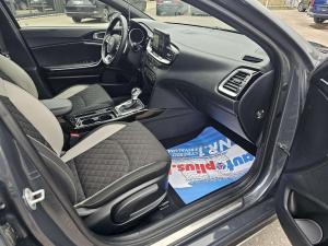 Grey Kia Ceed 2019 in Ukmerge, with an engine capacity of 1.60 L and mileage of 220 thousand km for 7650 €, photo 20 on AUTOMOTO.COM.LV