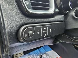 Grey Kia Ceed 2019 in Ukmerge, with an engine capacity of 1.60 L and mileage of 220 thousand km for 7650 €, photo 22 on AUTOMOTO.COM.LV