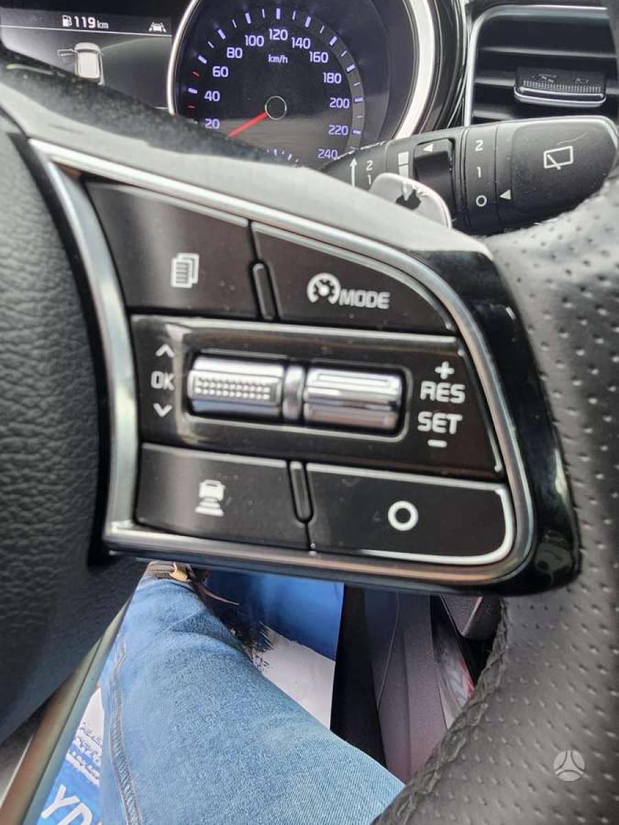 Grey Kia Ceed 2019 in Ukmerge, with an engine capacity of 1.60 L and mileage of 220 thousand km for 7650 €, photo 25 on AUTOMOTO.COM.LV