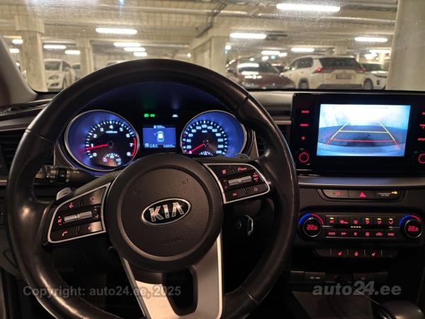 Grey Kia Ceed 2020 in Tallinn, with an engine capacity of 1.40 L and mileage of 109 thousand km for 12990 €, photo 9 on AUTOMOTO.COM.LV
