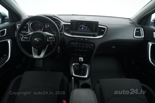 Pelēks Kia Ceed 2020 Tallina, ar dzinēja tilpumu 1.00 L un nobraukumu 65 tūkst. km par 11890 €, foto 7 vietnē AUTOMOTO.COM.LV