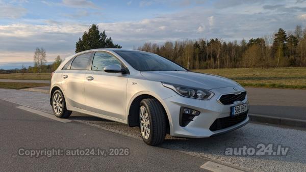 Grey Kia Ceed 2020 in Tallinn, with an engine capacity of 1.40 L and mileage of 32 thousand km for 12900 €, photo 1 on AUTOMOTO.COM.LV