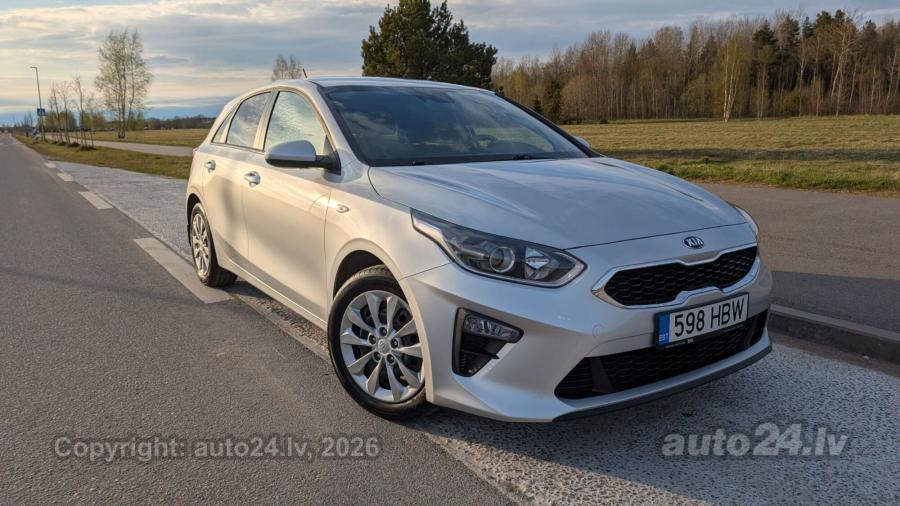 Grey Kia Ceed 2020 in Tallinn, with an engine capacity of 1.40 L and mileage of 32 thousand km for 12900 €, photo 3 on AUTOMOTO.COM.LV