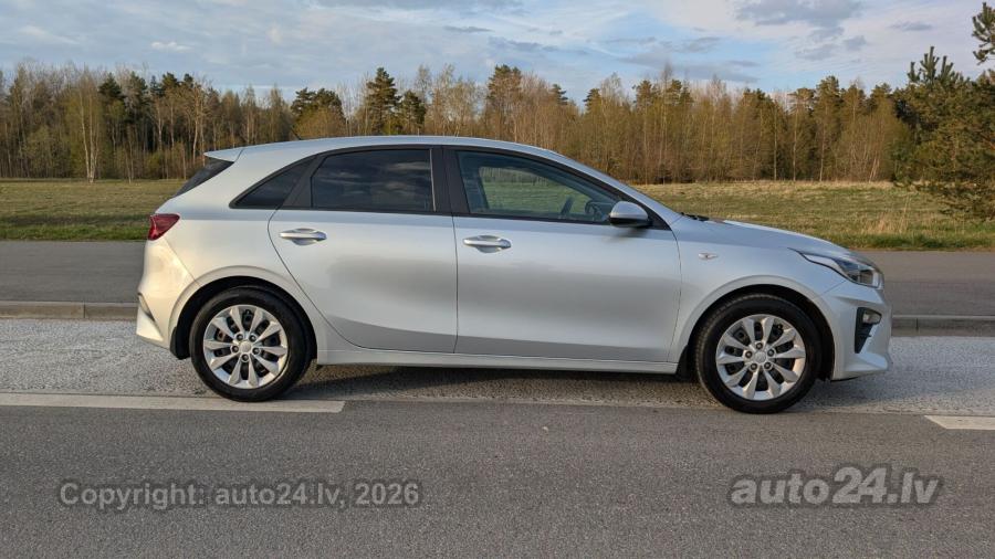 Grey Kia Ceed 2020 in Tallinn, with an engine capacity of 1.40 L and mileage of 32 thousand km for 12900 €, photo 5 on AUTOMOTO.COM.LV