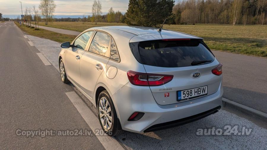 Grey Kia Ceed 2020 in Tallinn, with an engine capacity of 1.40 L and mileage of 32 thousand km for 12900 €, photo 8 on AUTOMOTO.COM.LV