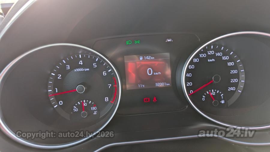 Grey Kia Ceed 2020 in Tallinn, with an engine capacity of 1.40 L and mileage of 32 thousand km for 12900 €, photo 15 on AUTOMOTO.COM.LV