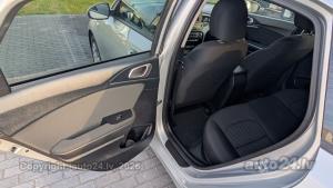 Grey Kia Ceed 2020 in Tallinn, with an engine capacity of 1.40 L and mileage of 32 thousand km for 12900 €, photo 18 on AUTOMOTO.COM.LV