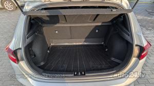 Grey Kia Ceed 2020 in Tallinn, with an engine capacity of 1.40 L and mileage of 32 thousand km for 12900 €, photo 19 on AUTOMOTO.COM.LV
