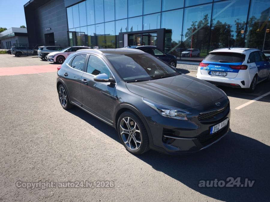 Pelēks Kia Ceed 2020 Tallina, ar dzinēja tilpumu 1.60 L un nobraukumu 135 tūkst. km par 14900 €, foto 1 vietnē AUTOMOTO.COM.LV
