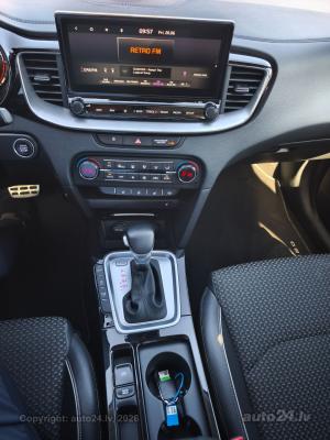 Pelēks Kia Ceed 2020 Tallina, ar dzinēja tilpumu 1.60 L un nobraukumu 135 tūkst. km par 14900 €, foto 12 vietnē AUTOMOTO.COM.LV