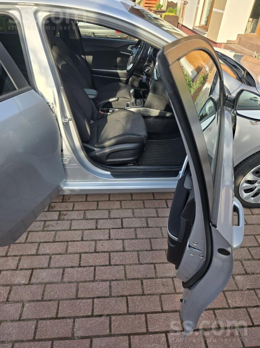 Pelēks Kia Ceed 2020 Rīga, ar dzinēja tilpumu 1.60 L un nobraukumu 75 tūkst. km par 10300 €, foto 8 vietnē AUTOMOTO.COM.LV